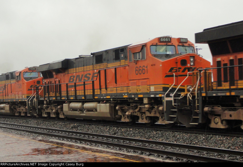 BNSF 6661